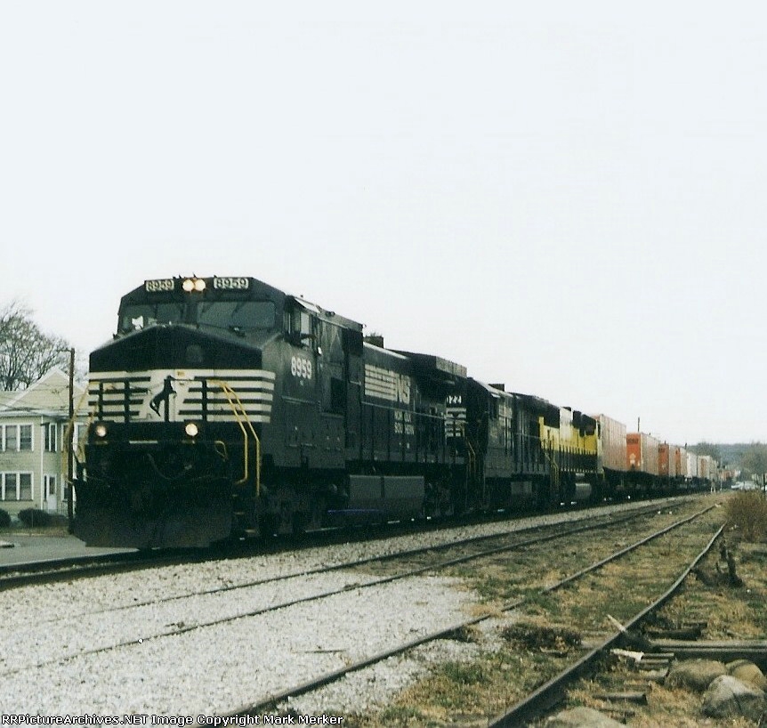 NS 8959
